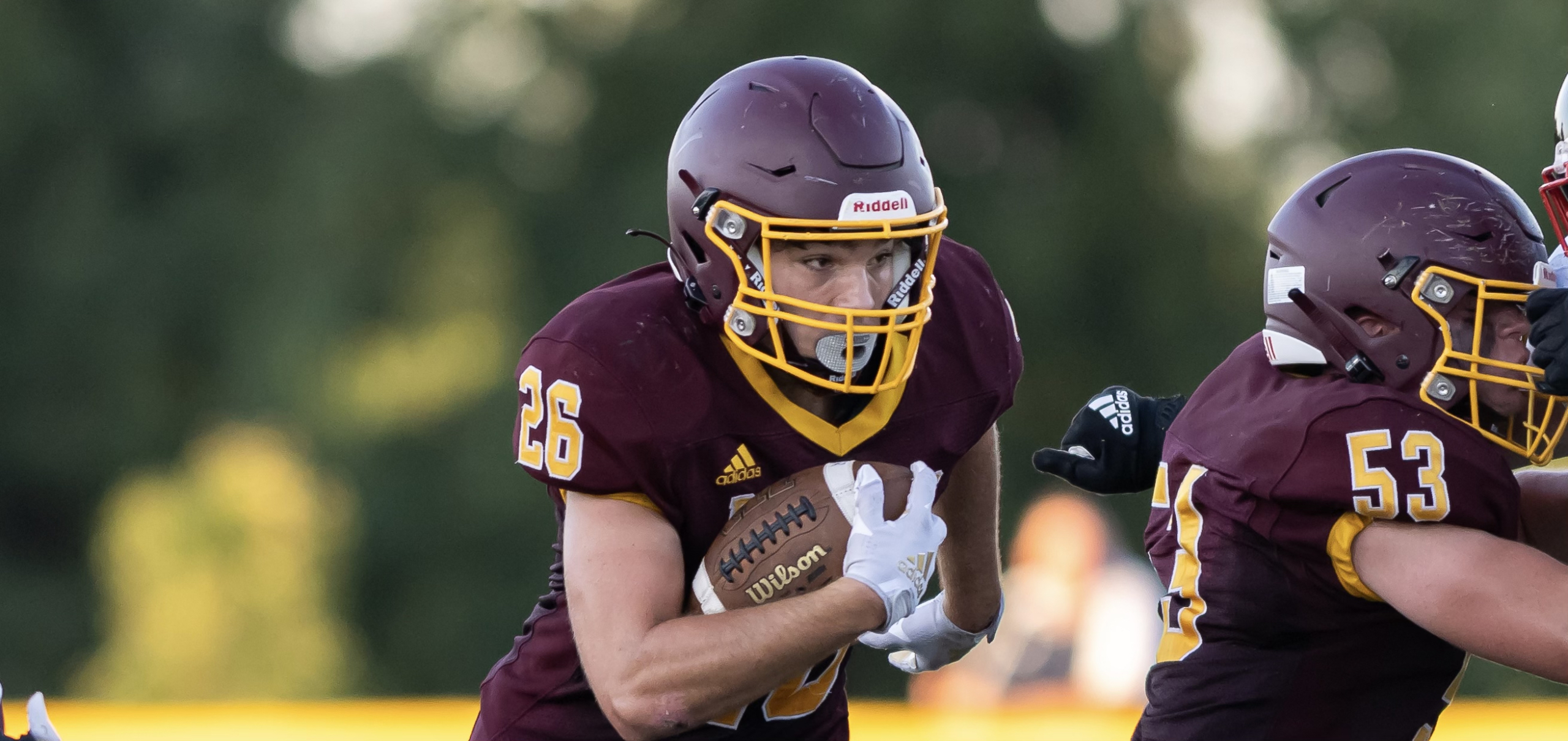 RAIDERS CHARGE PAST WILDCATS - Your Sports Network