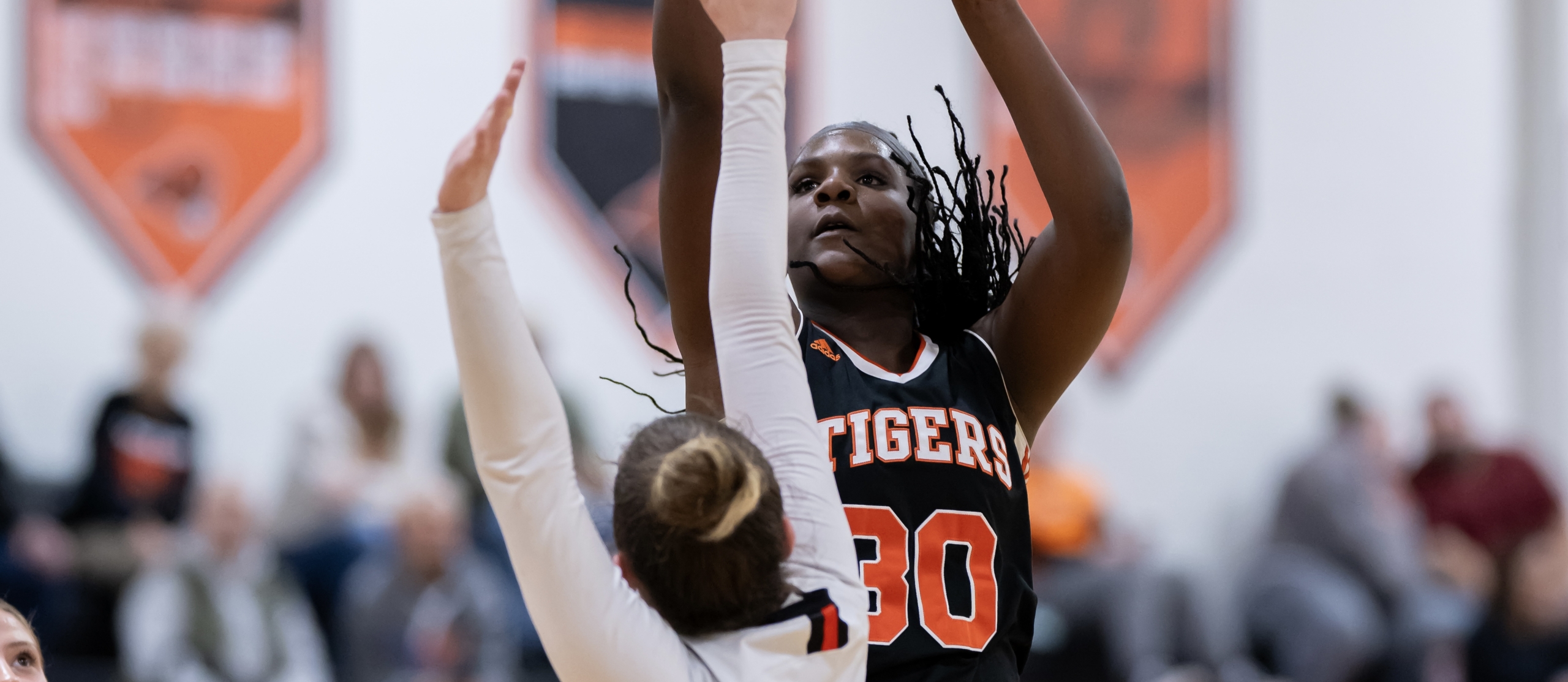 TIGERS KEEP GRIP AT THE TOP - Your Sports Network