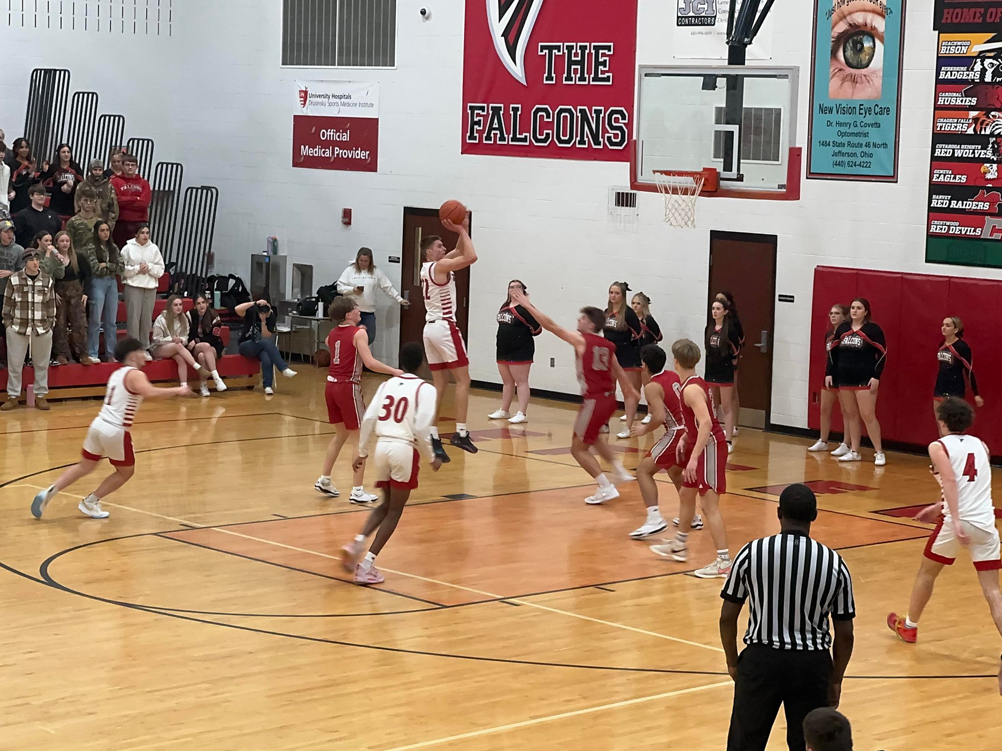 FALCONS OUTPACED BY EAGLES - Your Sports Network