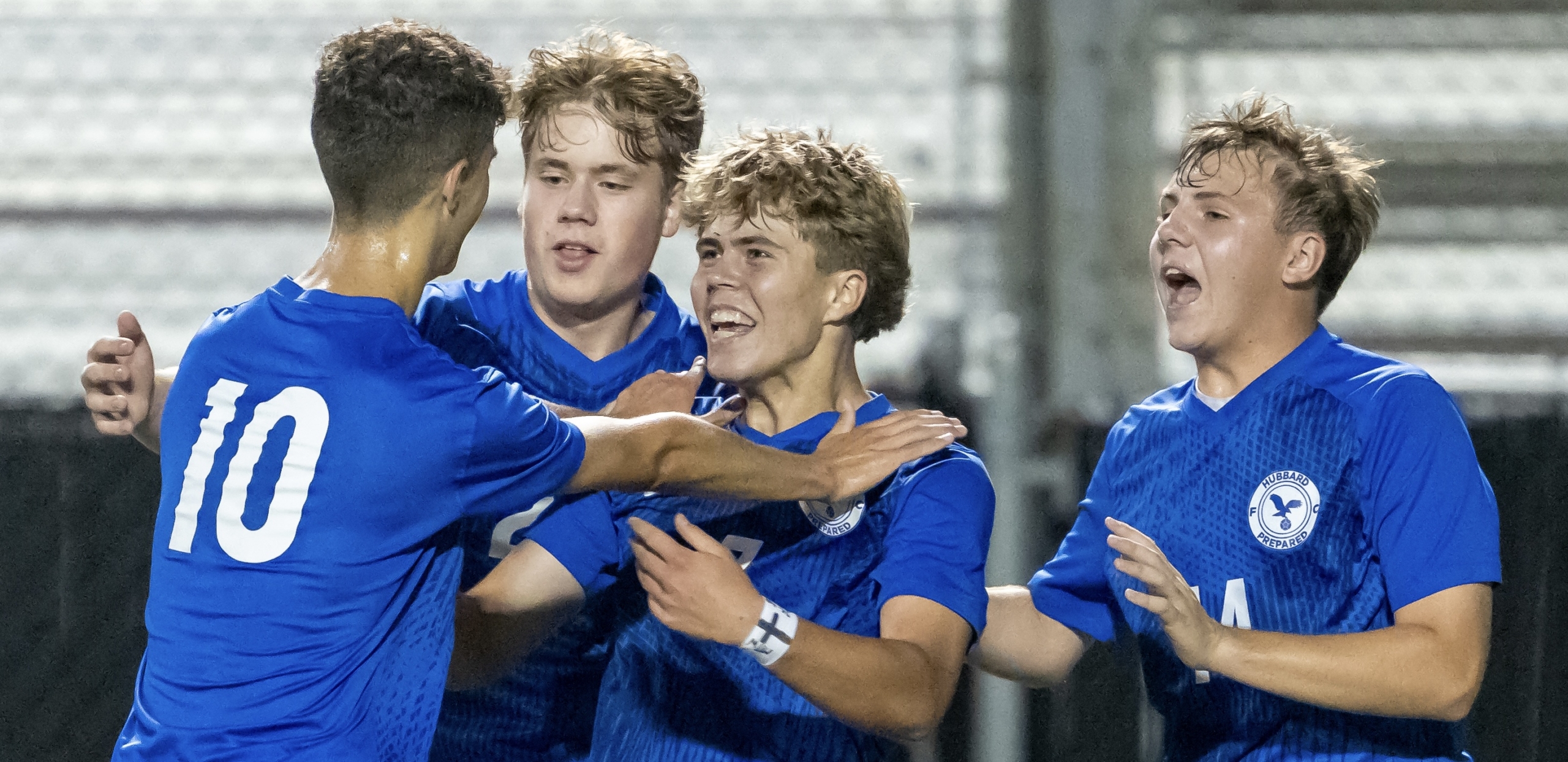 HUBBARD KEEPS FIRST PLACE HOPES ALIVE - Your Sports Network