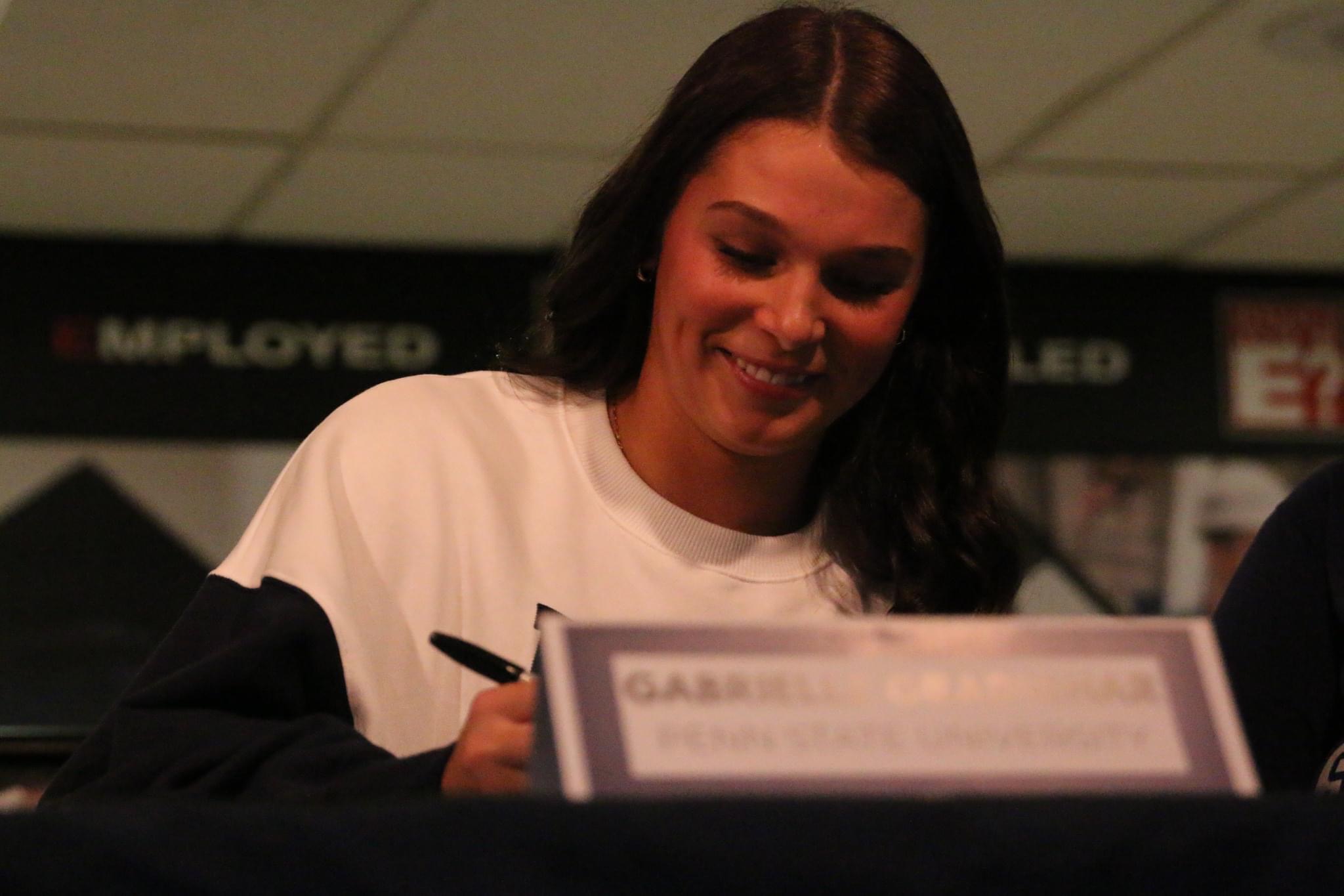 GRADISHAR IS GOING TO HAPPY VALLEY - Your Sports Network