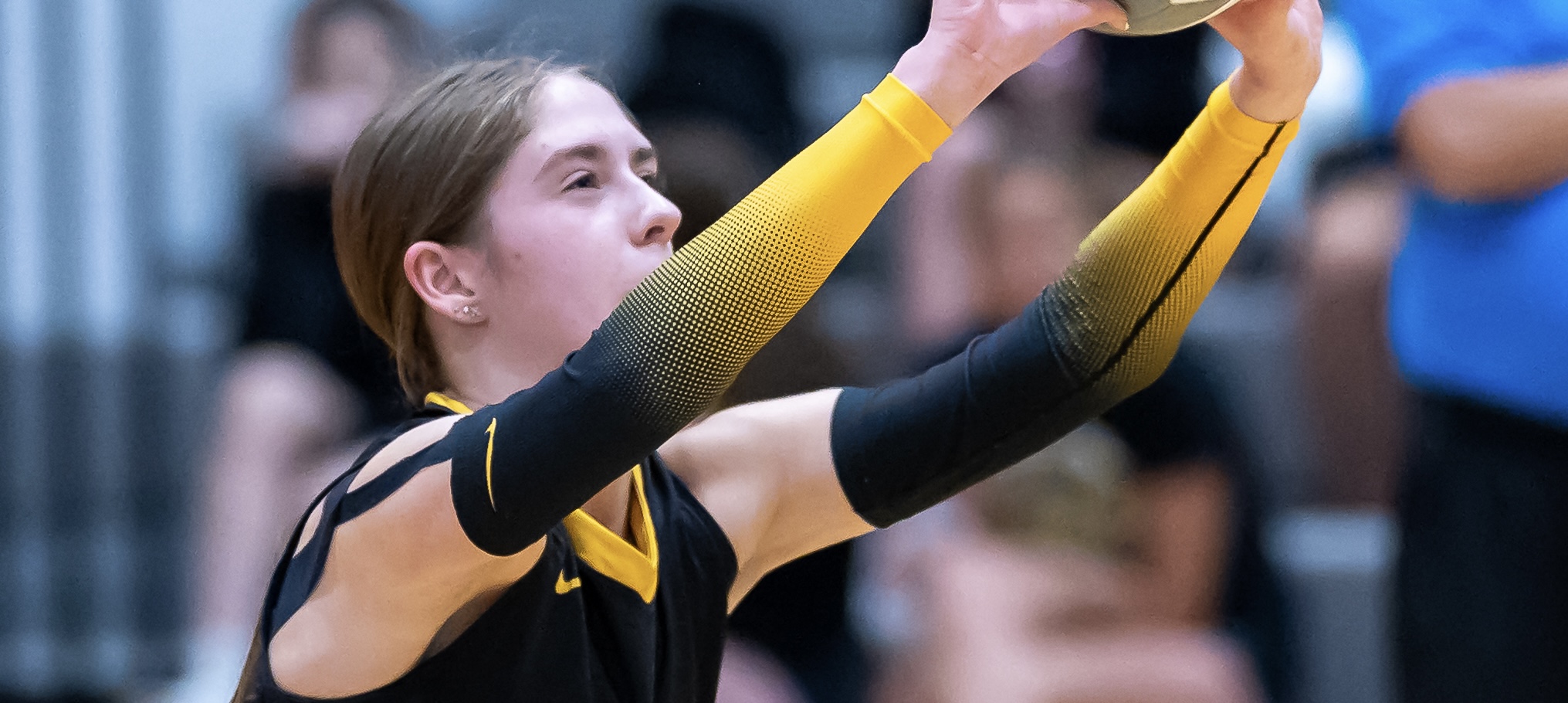 AUER HITS HER 1000TH KILL AS CRESTVIEW STAYS PERFECT - Your Sports Network