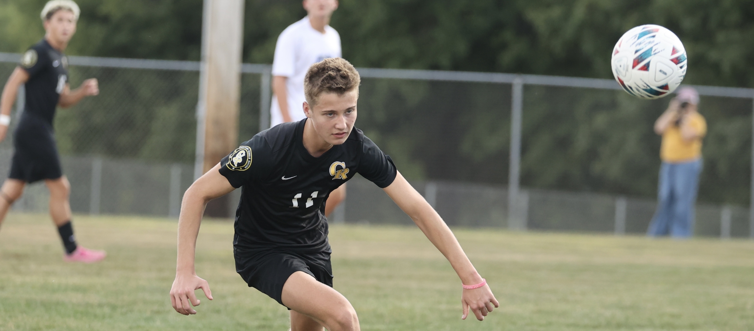 CRESTVIEW DIVES INTO A VICTORY OVER THE LAKERS - Your Sports Network