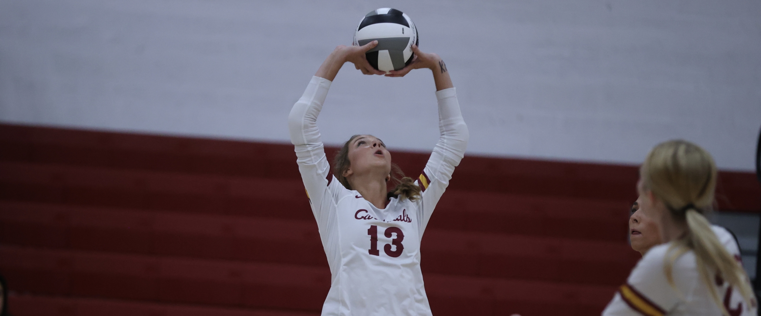 MOONEY PROTECTS HOME COURT FROM PIRATES - Your Sports Network