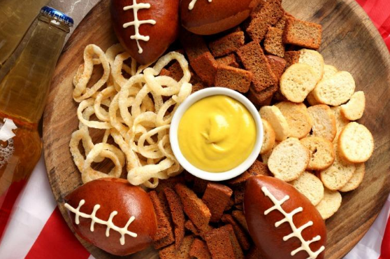 How to Host the Ultimate Super Bowl Party in Your Apartment - Your ...