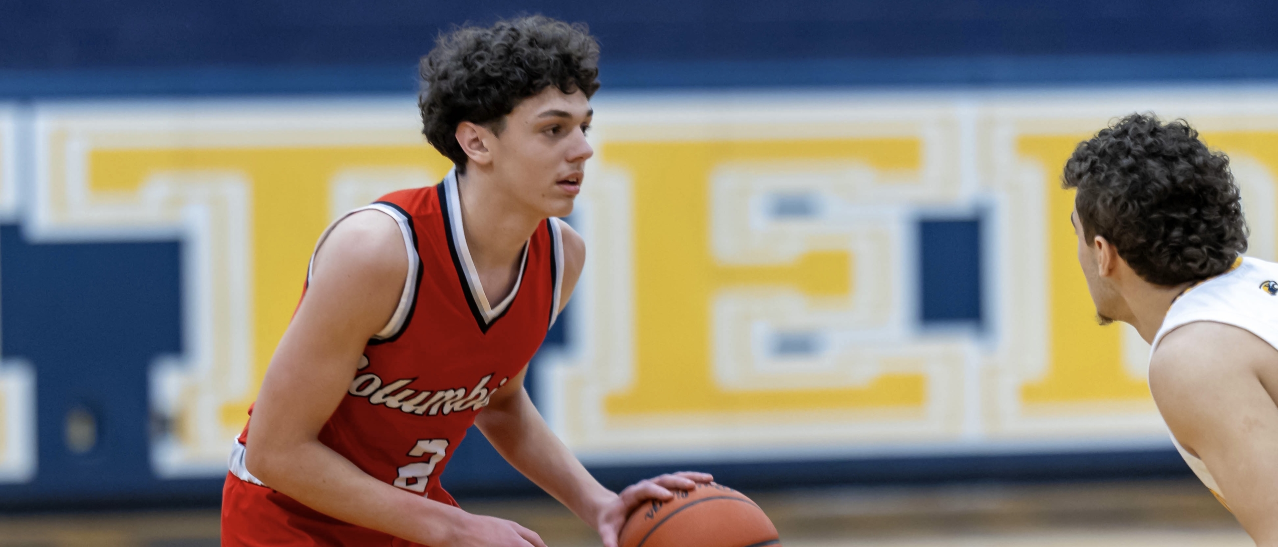 CLIPPERS KEEP PACE WITH MUSTANGS - Your Sports Network